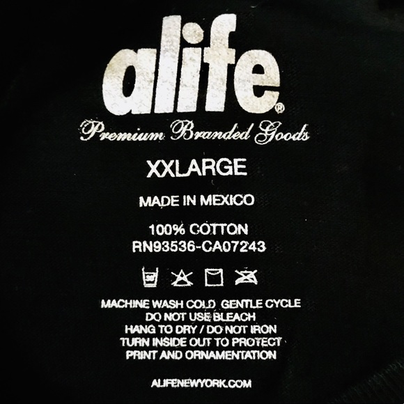 Alife | Shirts | Alife Queen Of Hearts Tee | Poshmark